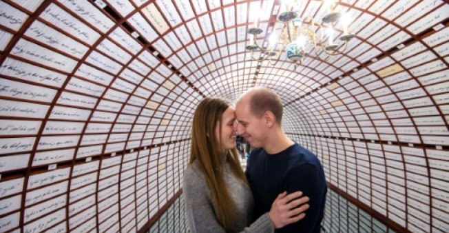 Couples make Valentine's Day deposit in 'Love Bank' - Capital Lifestyle