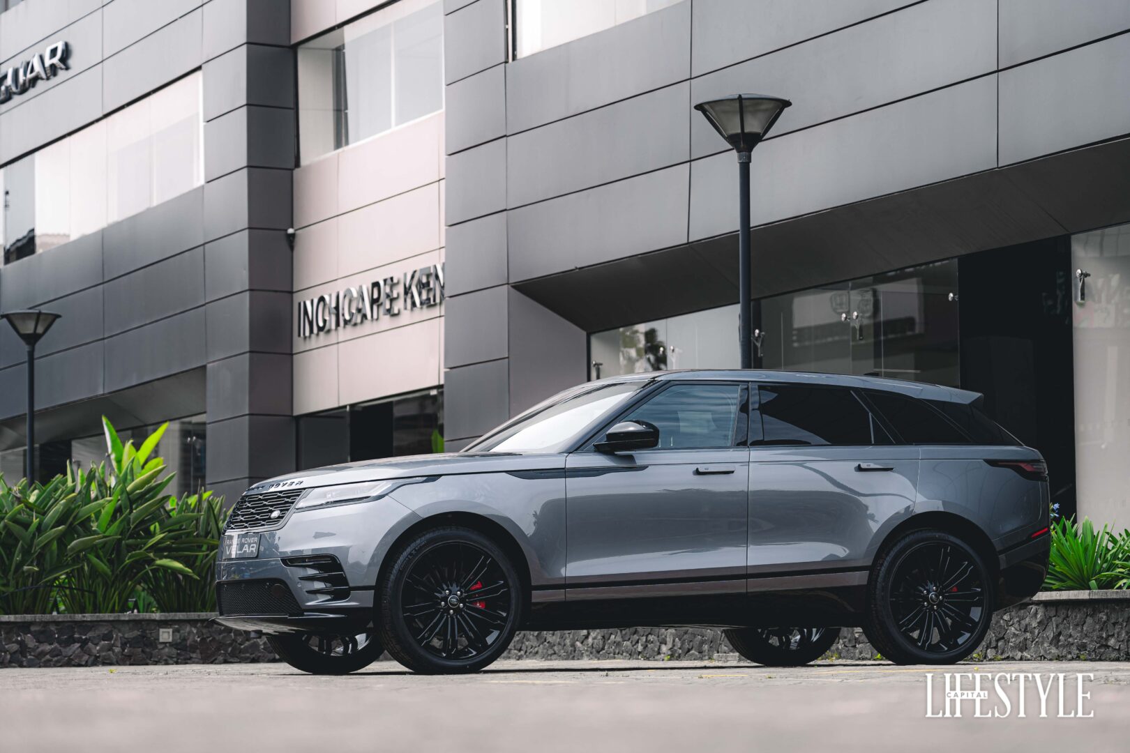 The 2024 Range Rover Velar Is Here: Luxury, Performance, Timeless ...
