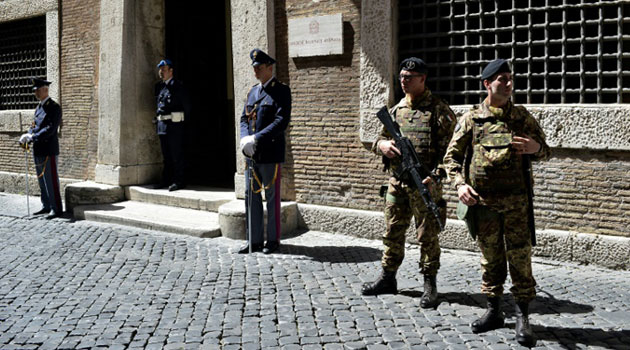 Italian police seize 1.6bn euros in assets from mafia family » Capital News