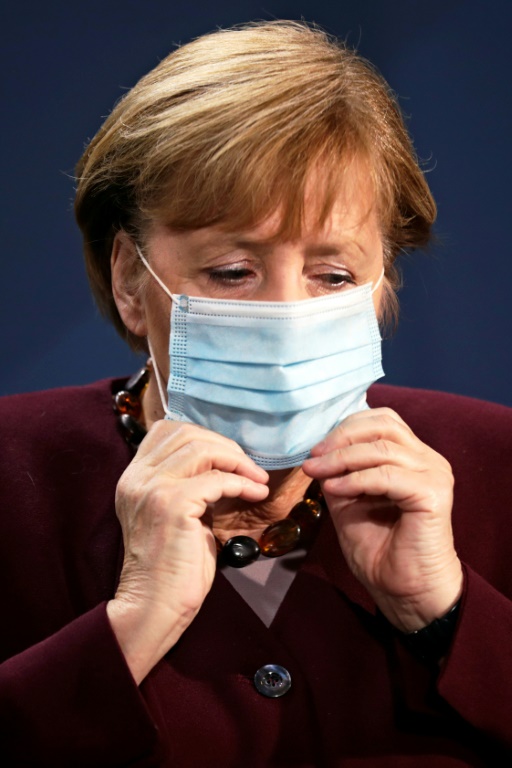 US hopes to start virus vaccines in December as pandemic surges ...