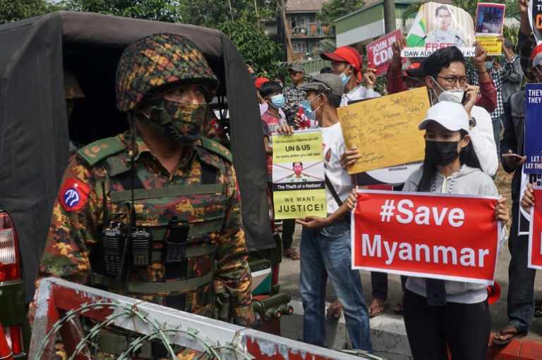With homemade rifles, Myanmar self-defence groups take fight to junta ...