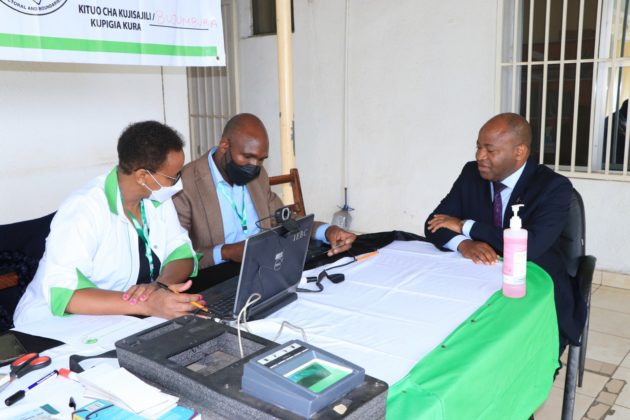 IEBC registers 229,843 voters in last one week » Capital News