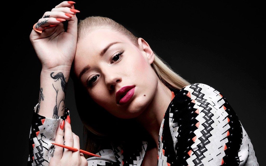 Iggy Azalea plays dead for album cover and announces her new album's ...
