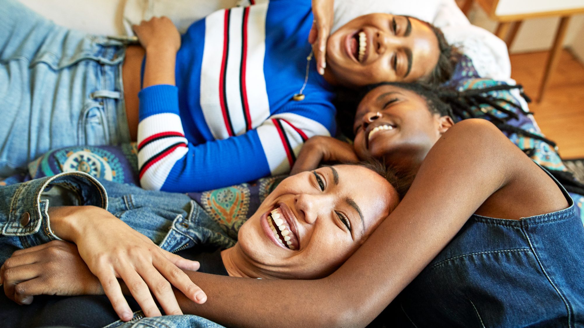 Throuple love - The Sauce